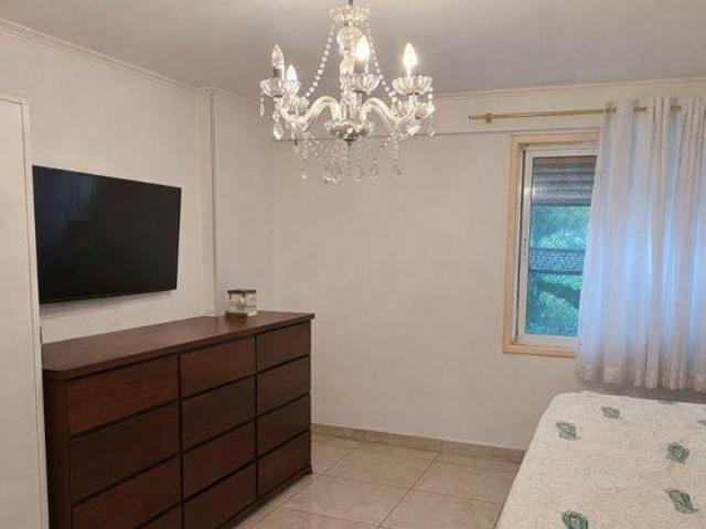 Maravilhoso apartamento grande e reformado próximo ao metrô