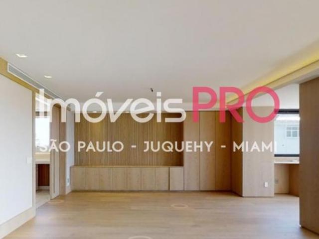 Maravilhoso apartamento na Vila Nova Conceição!