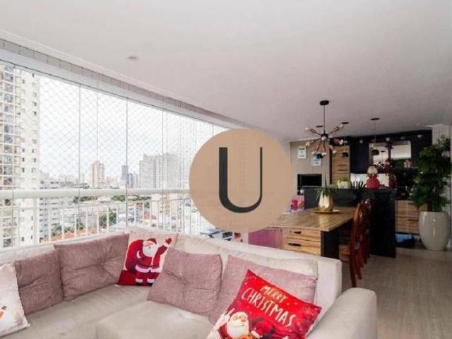 Maravilhoso apartamento na Mooca com 3 suítes e 3 vagas.!