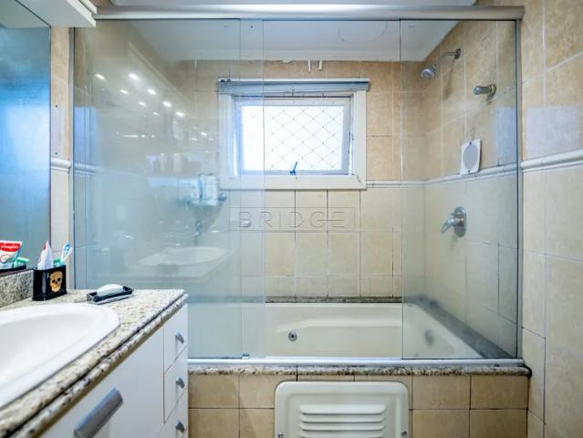 Maravilhoso apartamento no Três Figueiras de 2 dormitórios com 3 vagas de garagem!