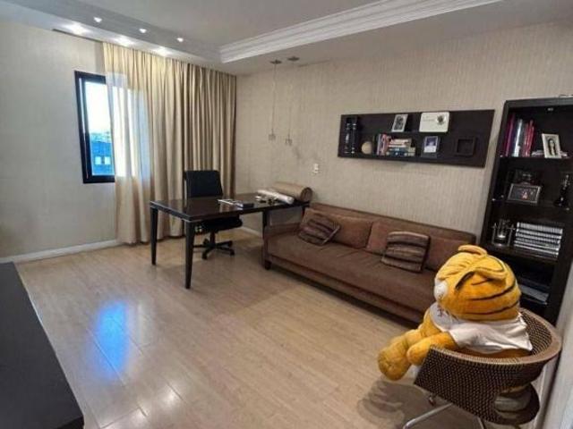 Maravilhoso apto centro 480 m2