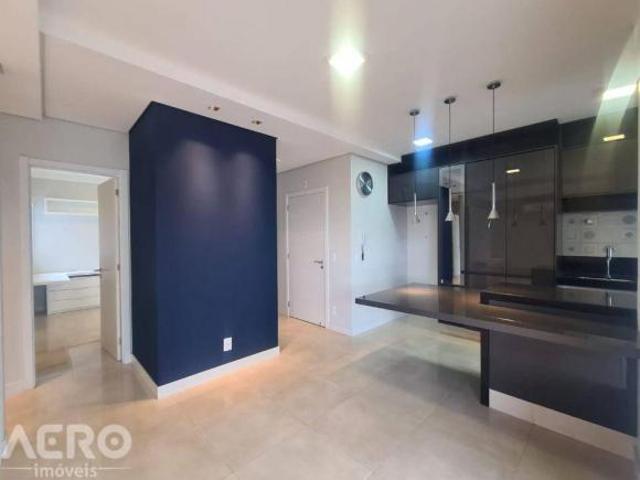 Maravilhoso apto Elara, andar alto