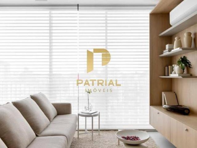 Maravilhoso Duplex Mobiliado à venda no bairro Batel