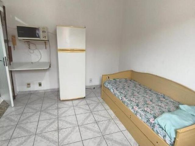 Maravilhoso Kitinete à Venda no Ocian Praia Grande, SP 19m²