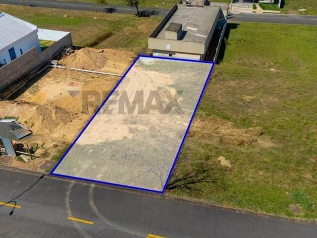 Maravilhoso Lote à venda no Damha II próximo a portaria e quadras esportivas