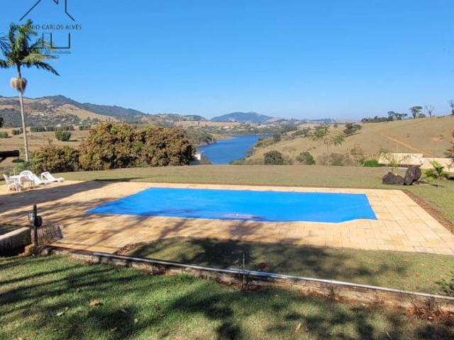 MARAVILHOSO SÍTIO 23.000 M² VISTA PARA REPRESA EM JOANÓPOLIS!