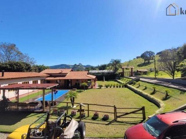 Maravilhoso sítio à venda em Socorro, interior de SP, com área de 30.300m², lugar perfeito com vista