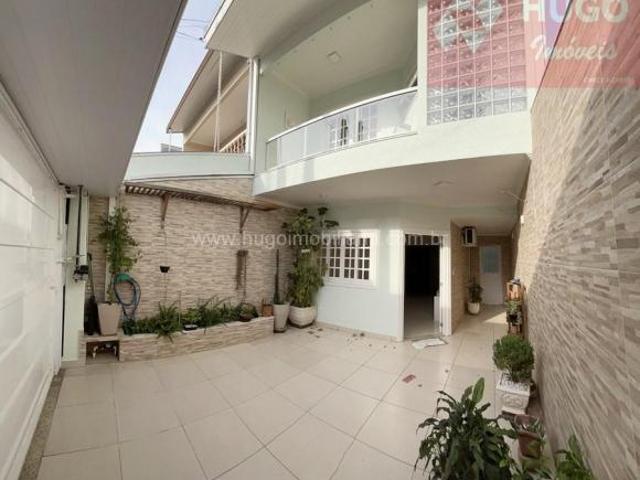 Maravilhoso Sobrado no Residencial Ana Maria! Casa em Condomínio à Venda em São José dos Campos SP