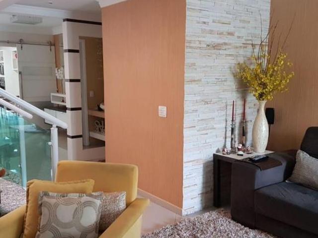 Maravilhoso Sobrado à venda na Vila Assunção, em Santo André, com 298m² de área construída