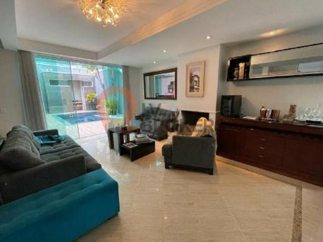 MARAVILHOSO SOBRADO CONDOMINIO ARUA 3 DORMITÓRIOS 1 SUITE WALKING CLOSET ESCRITÓRIOS PLANEJADOS AMPL