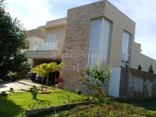 Maravilhoso Sobrado de Alto Padrão à Venda