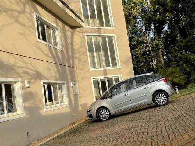 Maravilhoso Sobrado de Alto Padrão com 4 suítes à venda, 460 m² por R$ 4.200.000 Rio Abaixo Mair