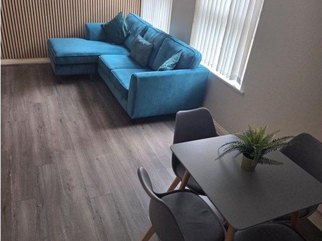 Marbeck Close, Swindon SN25, 2 bed flat to rent, £1,100 pcm | PrimeLocation