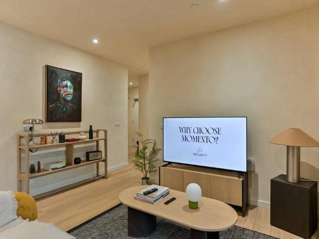 Marble House, Hayes and Harlington. 1 bed flat to rent £2,110 pcm £487 pw