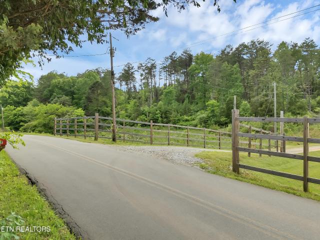 Marble Hill Rd, Friendsville, TN 37737