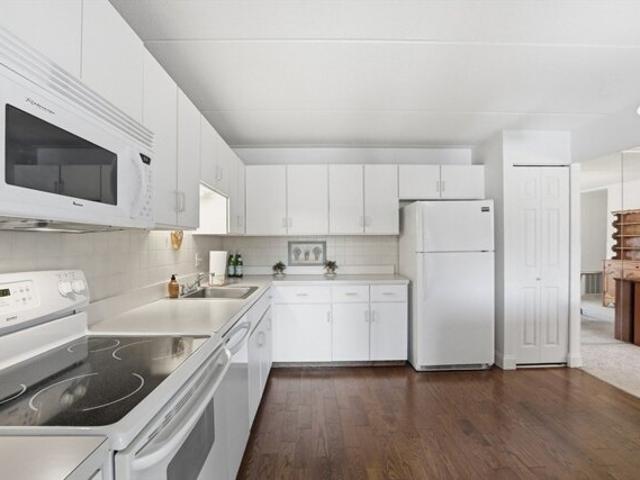 Marble St Apt,stoneham, Condo For Sale