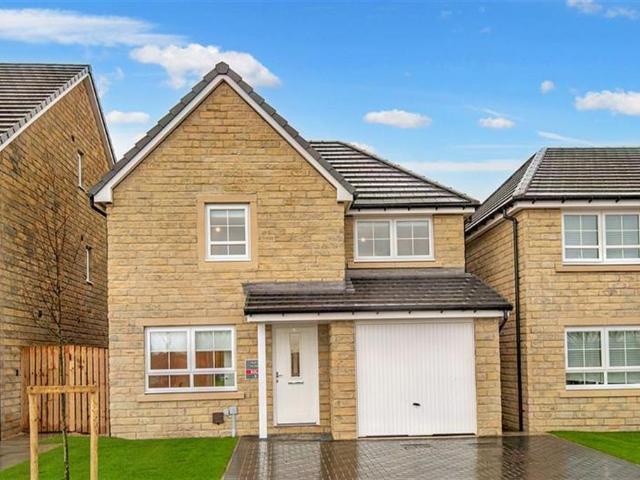 Marbled White Place, S81 3 bed detached house to rent £1,230 pcm £284 pw