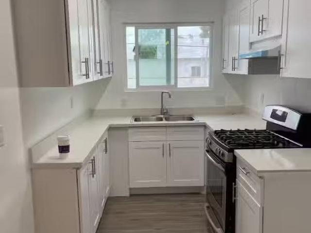 March Into Savings! $200 Move in Bonus 2 bed 2 Bath Apartmen.