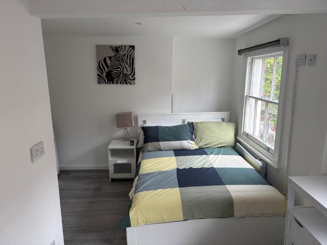 Marchmont Street, Holborn London WC1N Studio to rent £1,733 pcm £400 pw