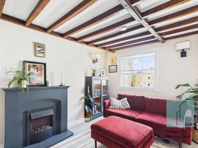 Marchmont Street, London WC1N 1 bed flat to rent £2,900 pcm £669 pw