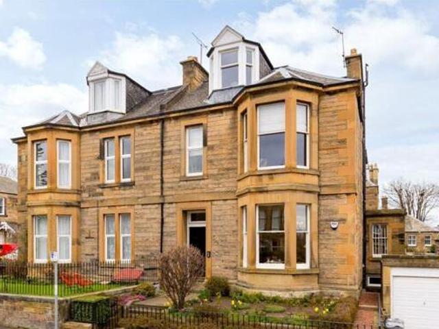 Marchhall Crescent, Newington, 3 Bedroom Apartment