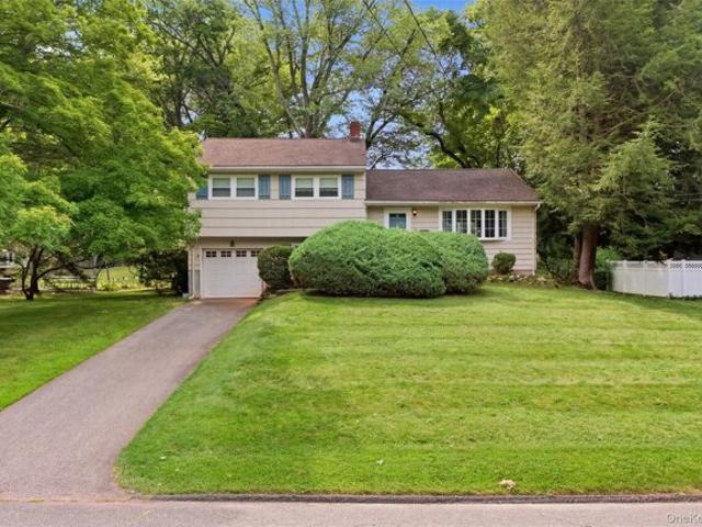 Marcia Ln, New City, Home For Sale