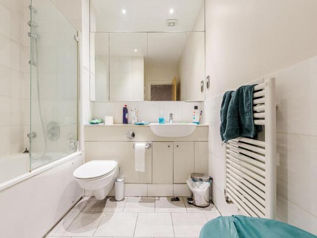 Marcia Road, London SE1 5 bed terraced house to rent £5,300 pcm £1,223 pw