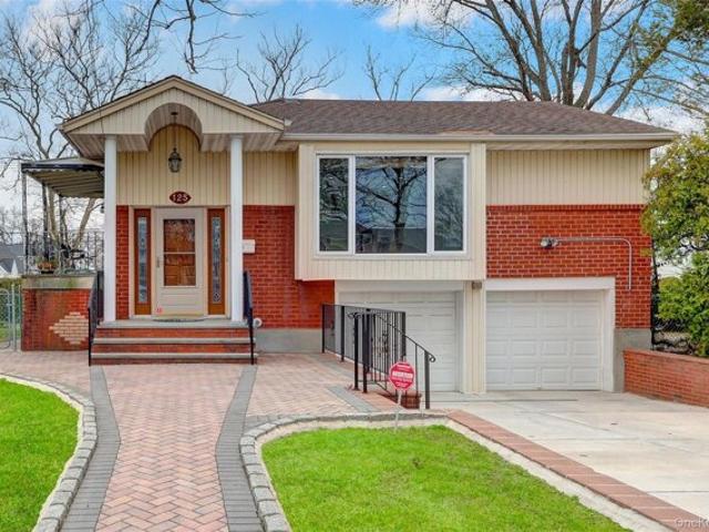Marcus Ave, New Hyde Park, Home For Sale