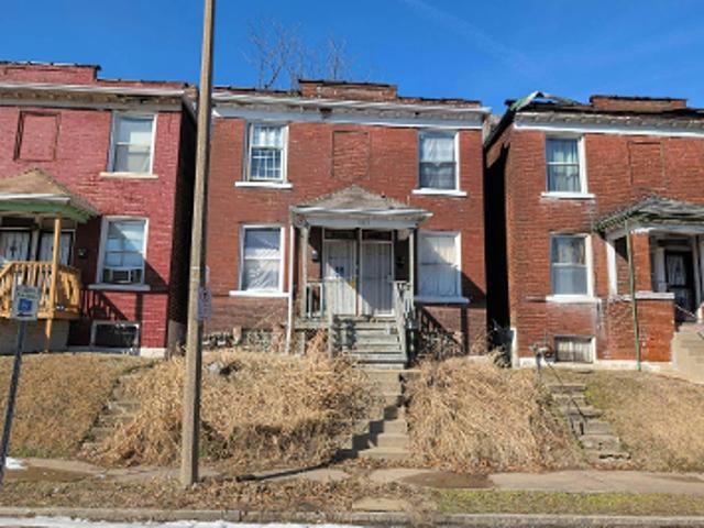 Marcus Ave