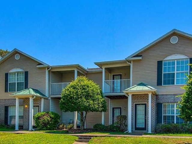 Marcus Pointe Grande Apartment Homes 2 Bedroom Apartment for Rent at 6111 Enterprise Dr, Pensacola, FL 32505
