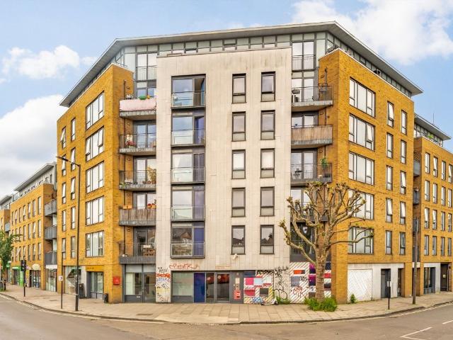 Mare Street, Broadway Market E8, 2 bed flat to rent, £2,750 pcm | PrimeLocation