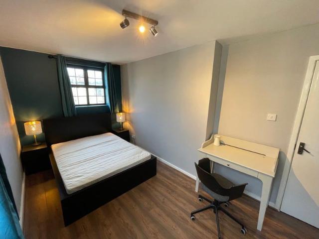 Mare Street, London E8, Room to rent, £985 pcm | PrimeLocation