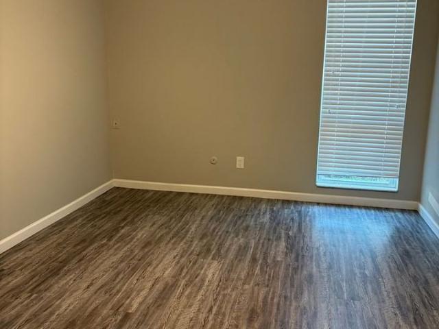 Marella Apartments 2 Bedroom Apartment for Rent at 3853 Riverside Dr, Tulsa, OK 74105