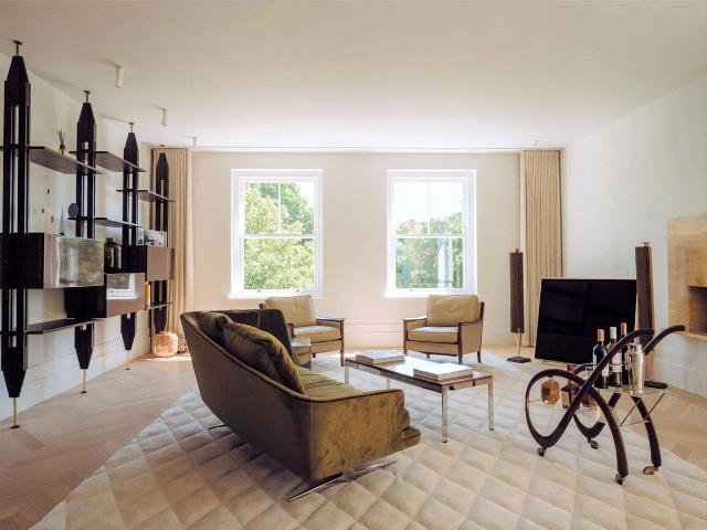 Maresfield Gardens, Hampstead NW3, 2 bed flat to rent, £13,000 pcm | PrimeLocation