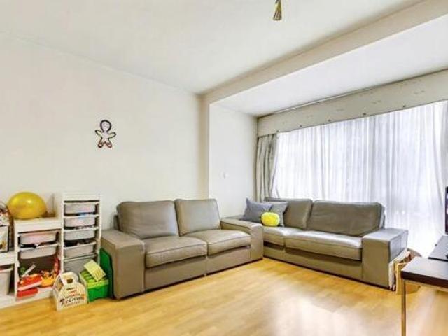 Maresfield Gardens, Hampstead, 2 Bedroom Apartment