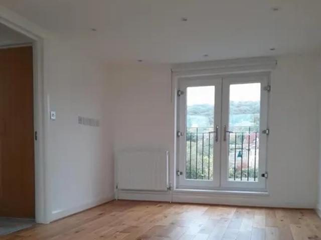 Margaret Avenue, London, E4 7NP, United Kingdom | 1 bed house for rent #135135720 | Rentberry