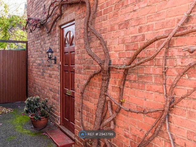 Margaret Road, Guildford GU1, 4 bed semi detached house to rent, £3,200 pcm | PrimeLocation