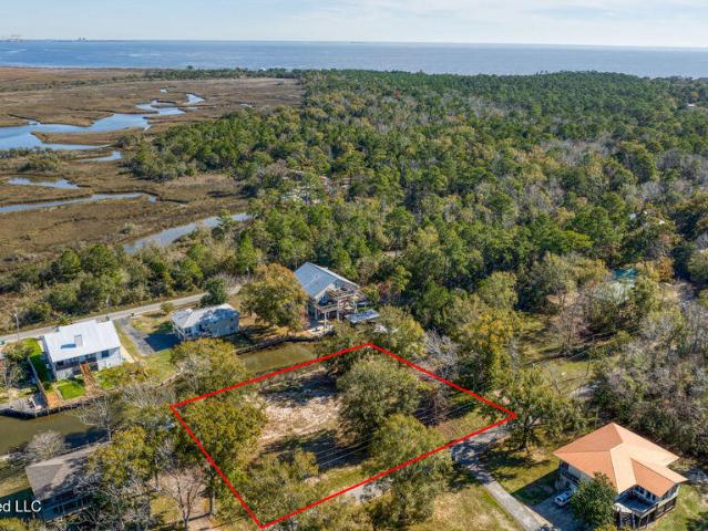 Margaret Street, Ocean Springs, MS 39564