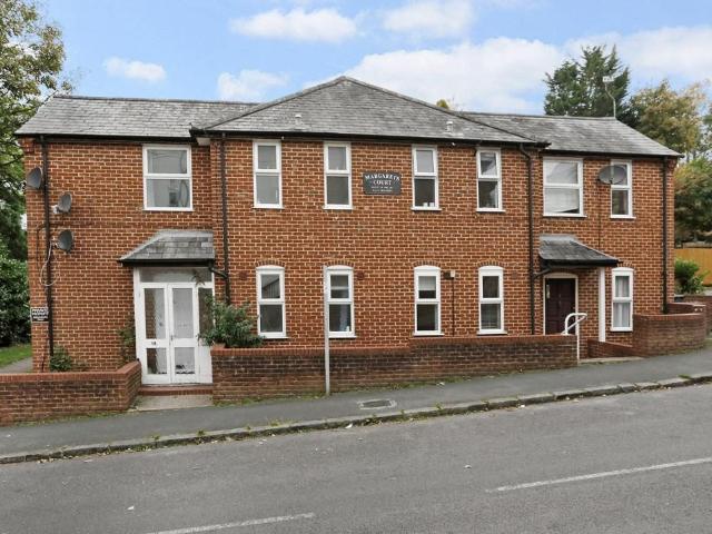 Margarets Court, High Wycombe HP13, 1 bed flat to rent, £925 pcm | PrimeLocation