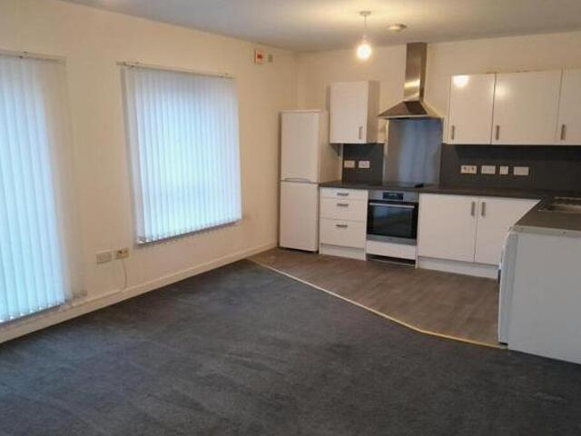 Margaretta Buildings, Cathcart, 2 Bedroom Flat