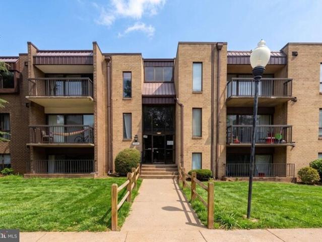 Margate Ct Apt C, Manassas, Condo For Sale