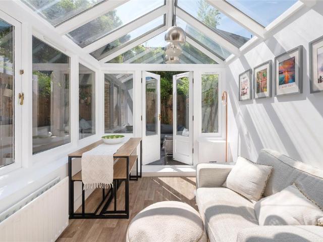 Margate Road, London, SW2 1 bed flat to rent £2,600 pcm £600 pw