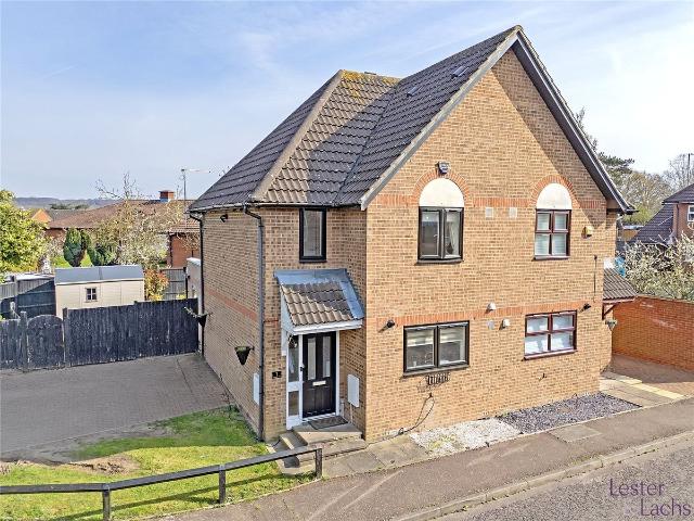 Margherita Place, Waltham Abbey EN9, 2 bed semi detached house to rent, £2,000 pcm | PrimeLocation