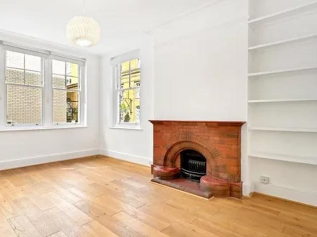 Margot Fonteyn, Long Acre, London, WC2E 9PA, United Kingdom | 2 bed house for rent #167546964 | Rentberry