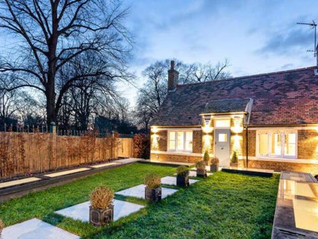 Margravine Gardens, Hammersmith, 4 Bedroom Detached