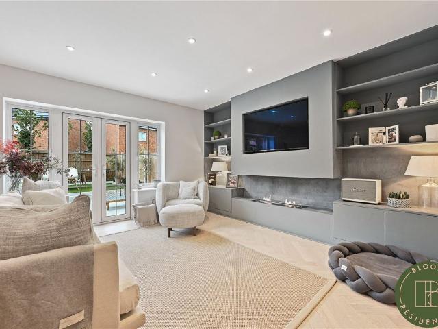 Marian Mews, Enfield EN2, 2 bed end terrace house to rent, £2,800 pcm | PrimeLocation