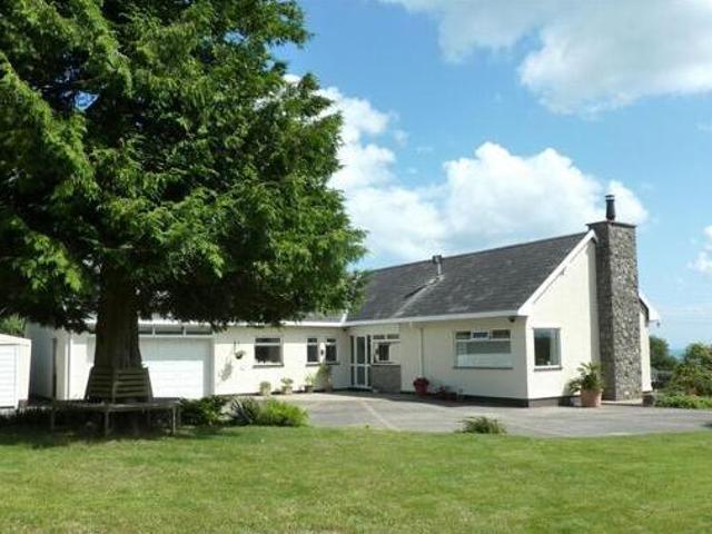 Marianglas, Isle Of Anglesey, 4 Bedroom Bungalow