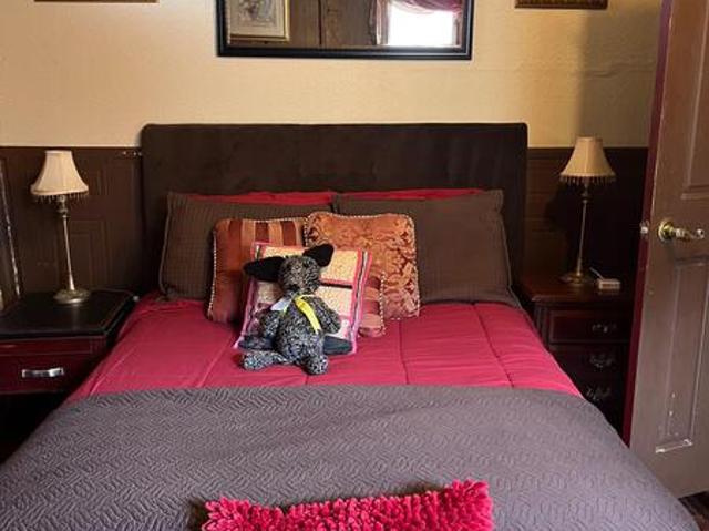 Marigny Home, a 4 minute walk to transit stop Elysian Fields Ave. at Dauphine St