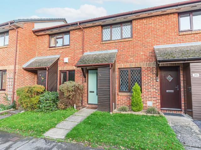 Marigold Close, Crowthorne RG45, 2 bed terraced house to rent, £1,425 pcm | PrimeLocation