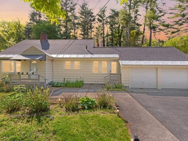 Marie Ave, Sharon, Home For Sale